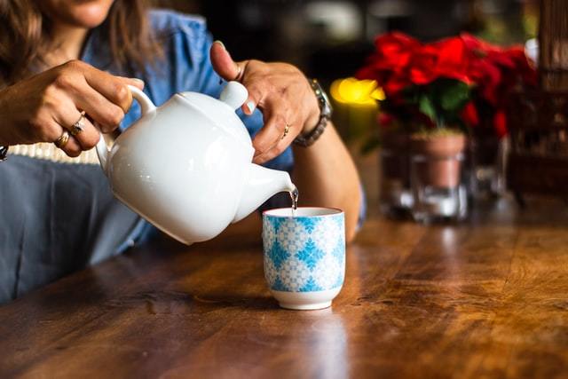 Cómo hacer una infusión o té de ruda en casa para dolores menstruales ...